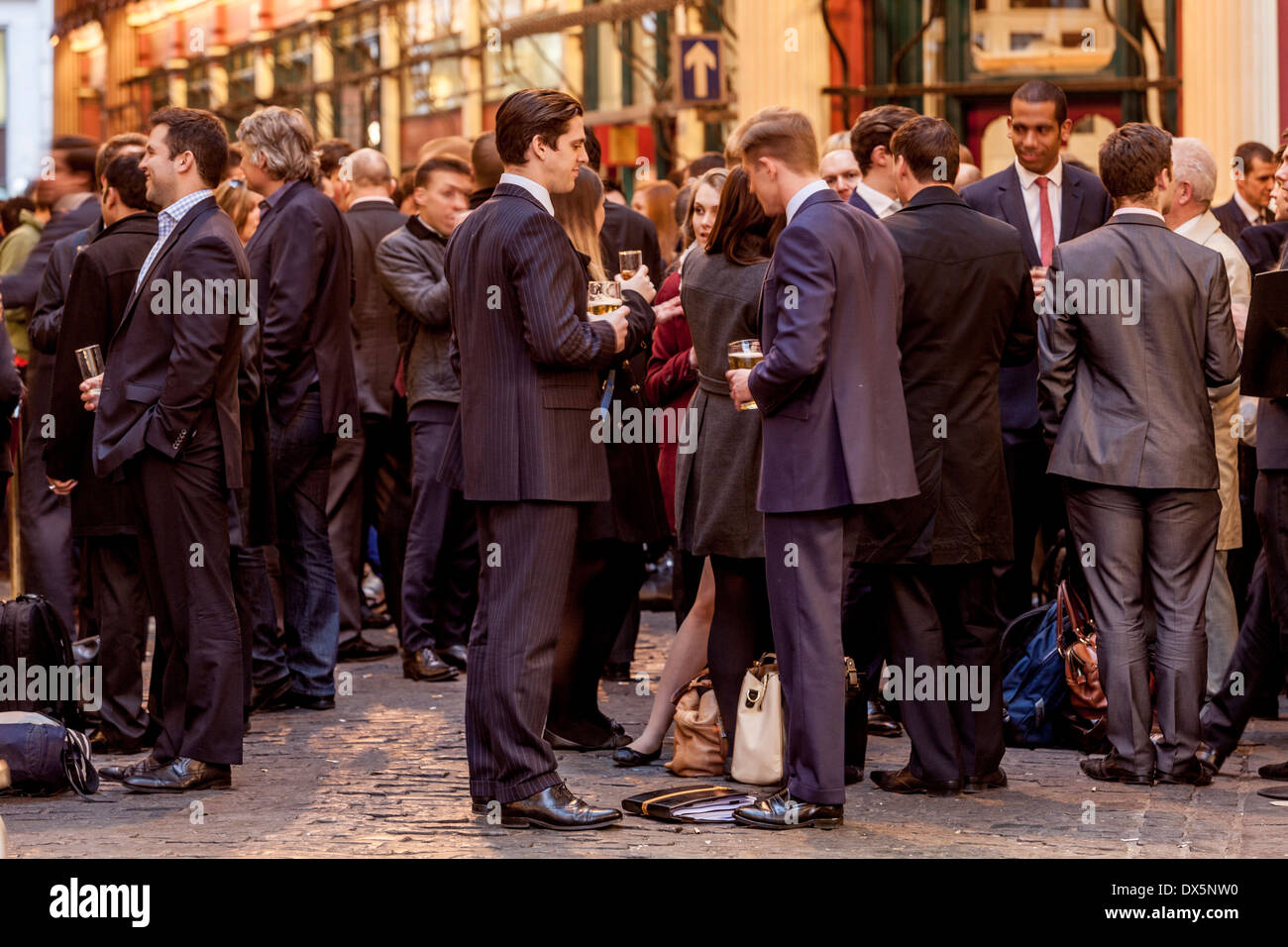 London smart businessmen suits hi-res stock photography and images - Alamy