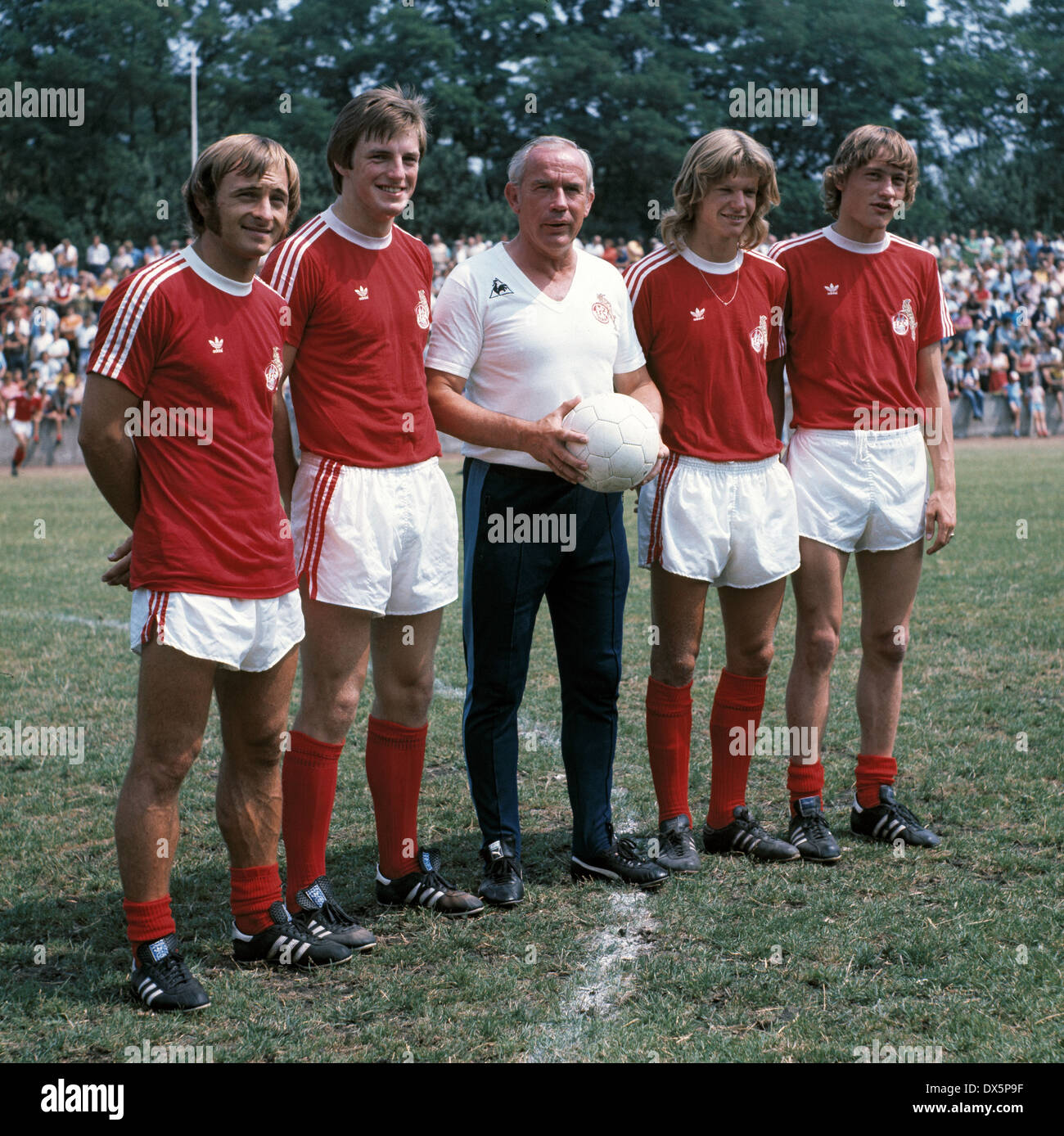 football, Bundesliga, 1976/1977, 1. FC Cologne, team presentation Stock ...