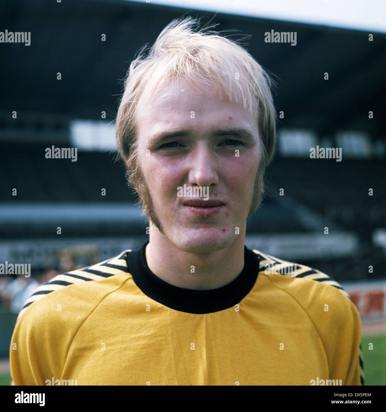 Portraet torwart roland spott fussball hi-res stock photography and ...