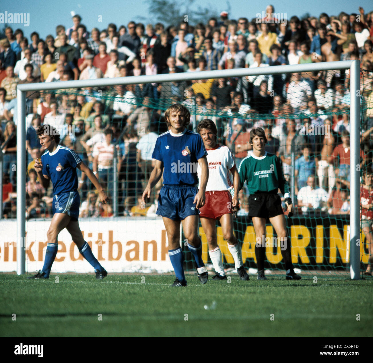 football, Bundesliga, 1976/1977, Georg Melches Stadium, Rot Weiss Essen ...