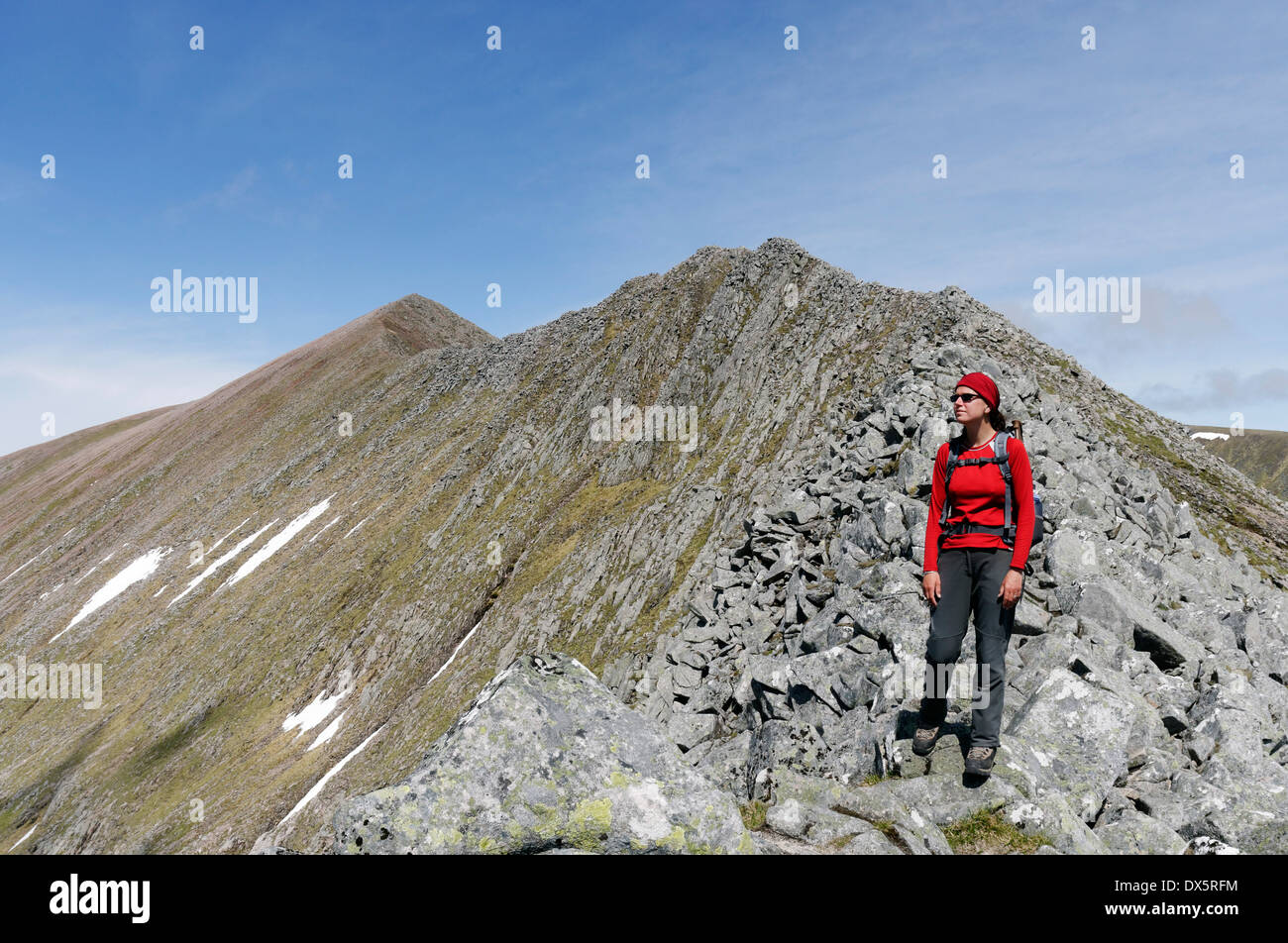 Ridge route on carn dearg hi-res stock photography and images - Alamy