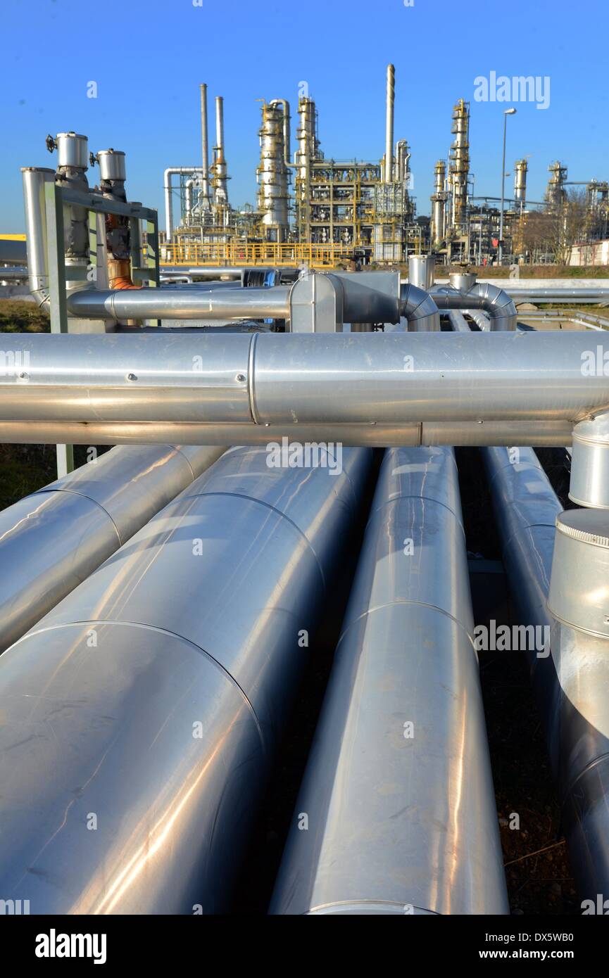 Spergau, Germany. 12th Mar, 2014. Pipes several kilometers long that ...
