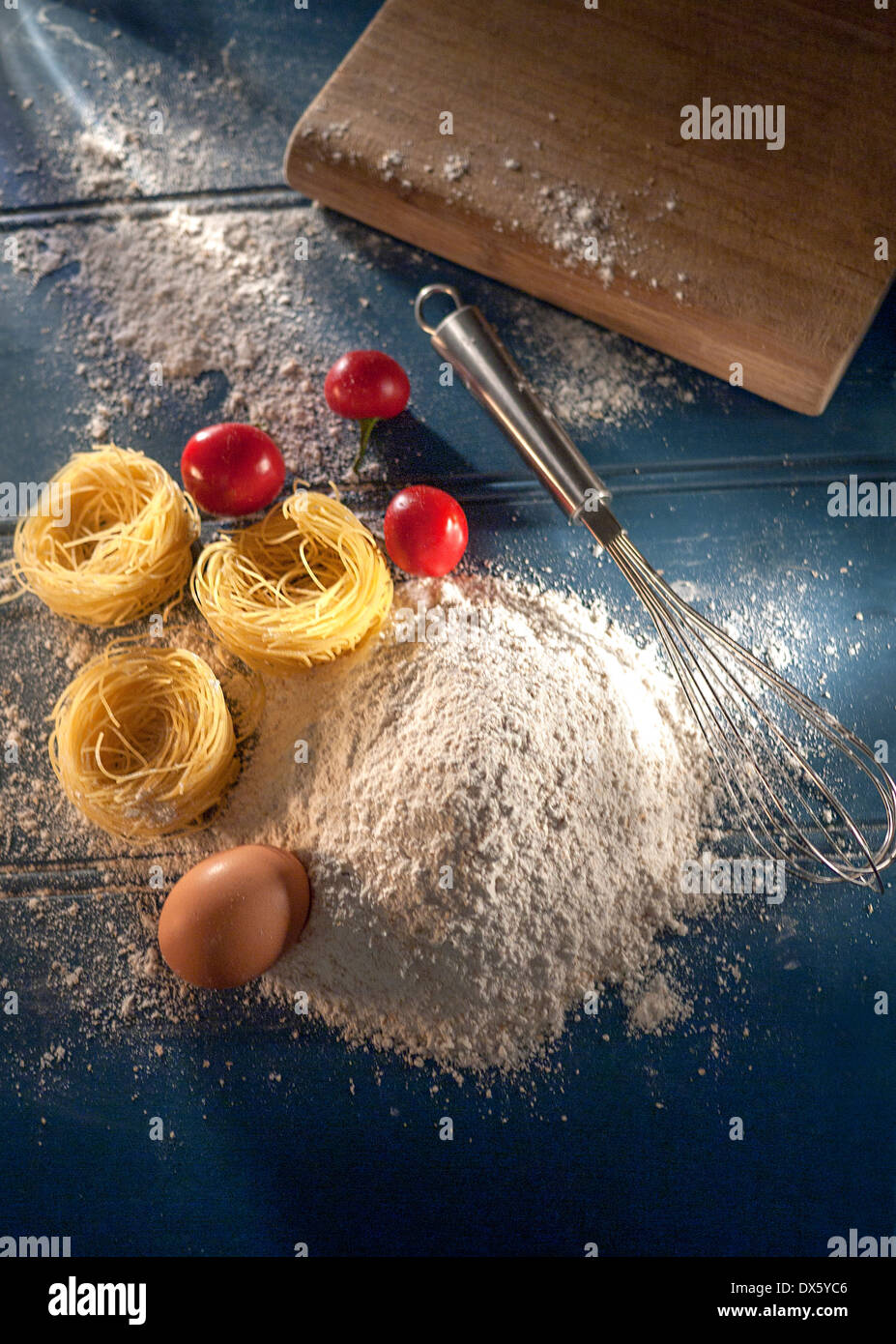 You flours nest hi-res stock photography and images - Alamy