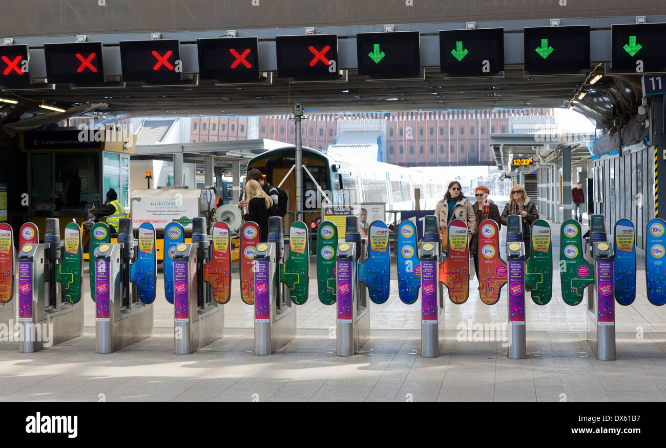 London Bridge Station, London, England, United Kingdom Stock Photo - Alamy