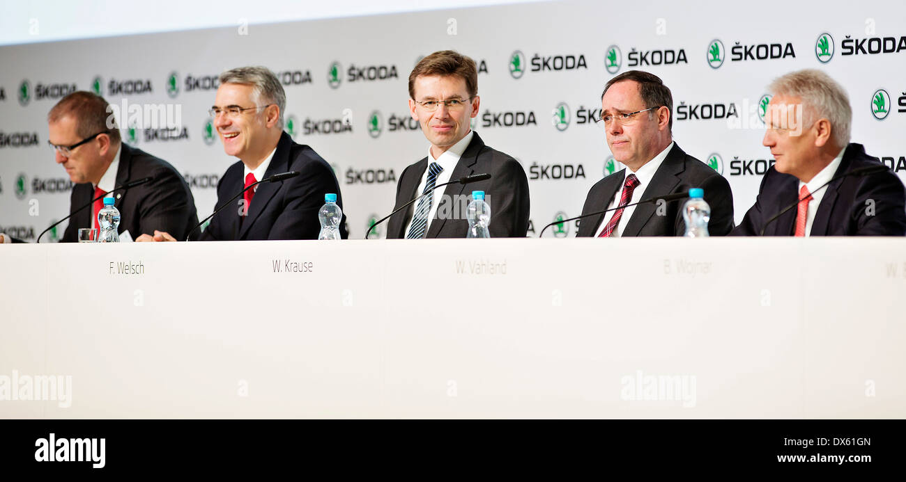 Karlheinz hell michael oeljeklaus frank hi-res stock photography and ...