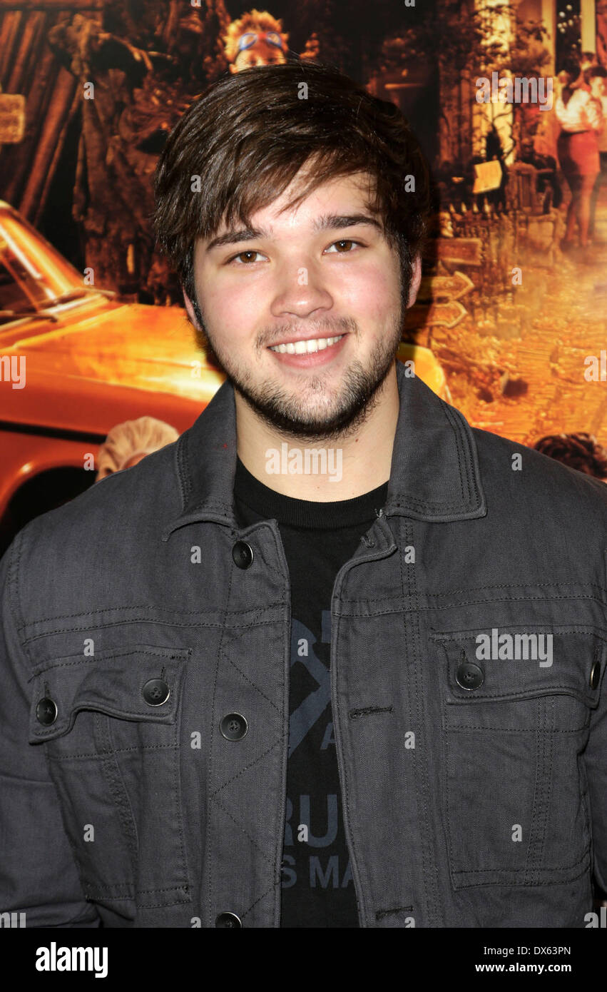 Nathan Kress The premiere of Paramount Pictures' 'Fun Size' at ...