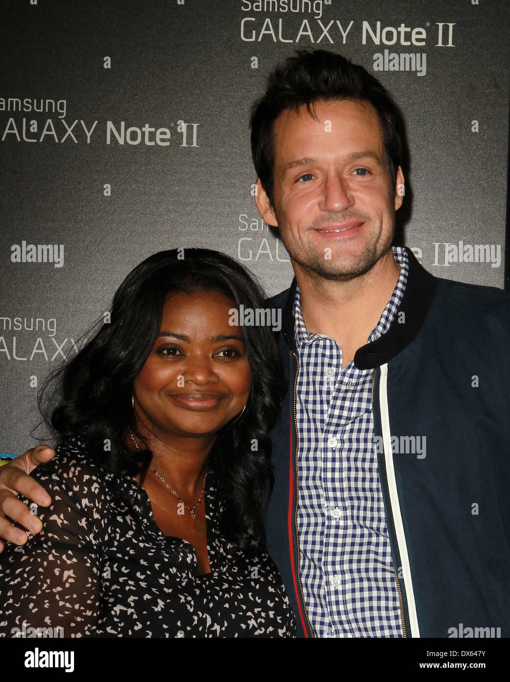 Josh Hopkins Girlfriend