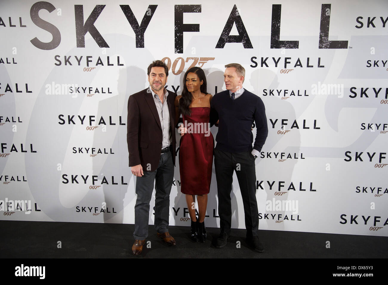 Javier Bardem, Naomie Harris and Daniel Craig "Skyfall" photocall held ...