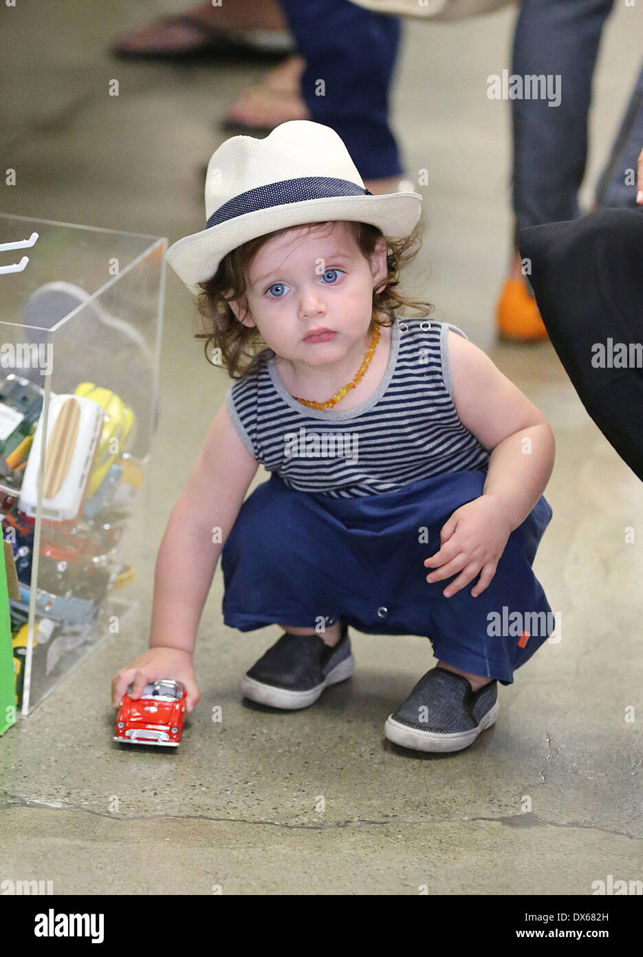 Skyler Berman Rachel Zoe films a segment for her Reality TV show on ...