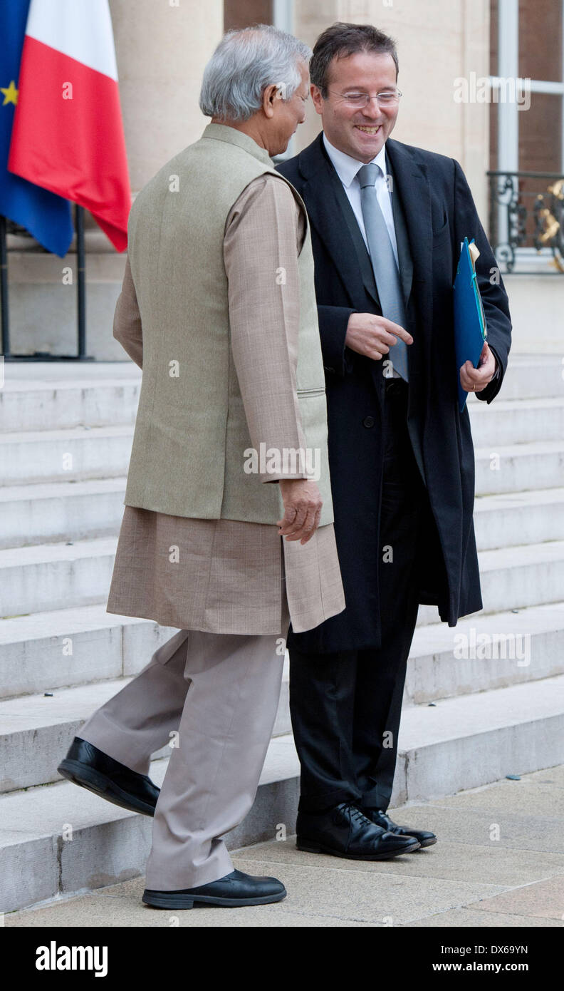 Muhammad Yunus and Martin Hirsch leave a meeting with French President ...