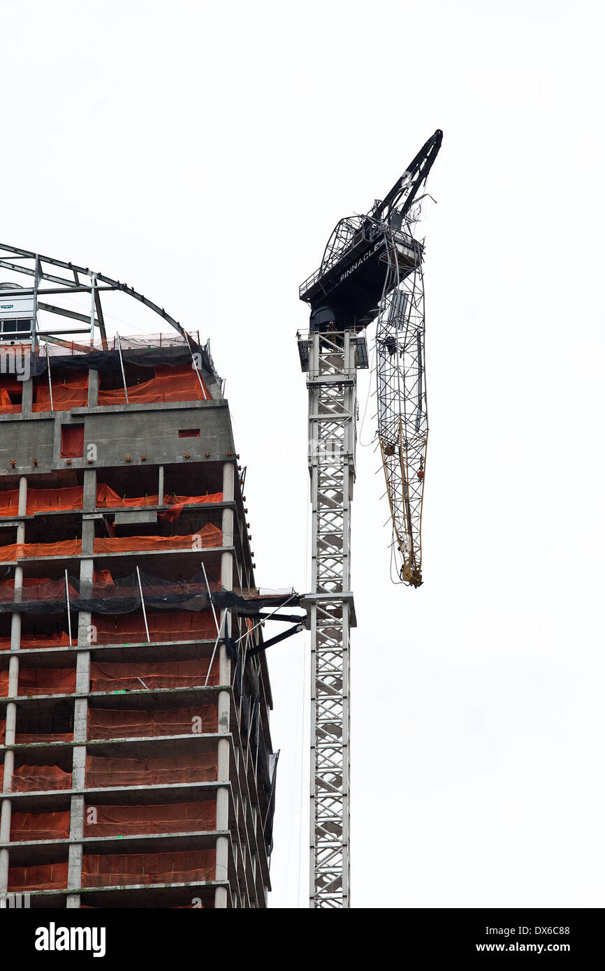 One57 crane hi-res stock photography and images - Alamy