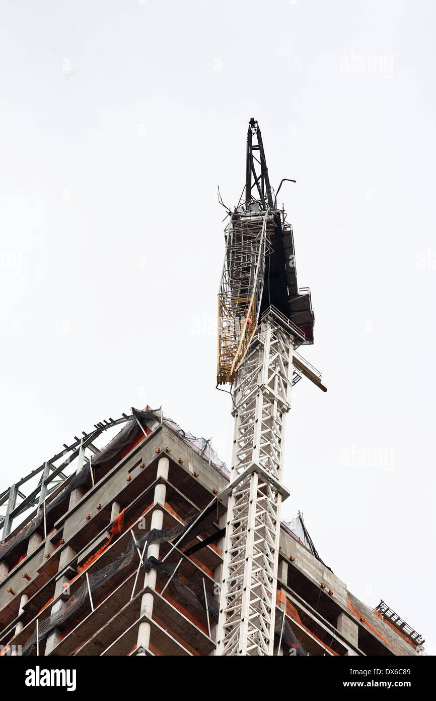 One57 crane hi-res stock photography and images - Alamy