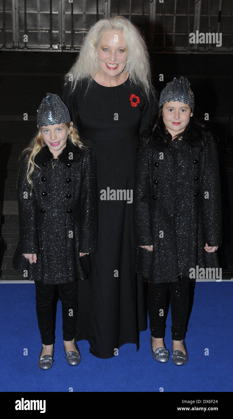 Debbie Bright World Premiere of 'Ice Age Live! A Mammoth Adventure' at ...