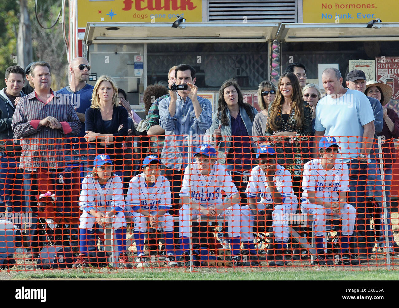 Eric Stonestreet, Julie Bowen, Jesse Tyler Ferguson, Ty Burrell, Sofia ...