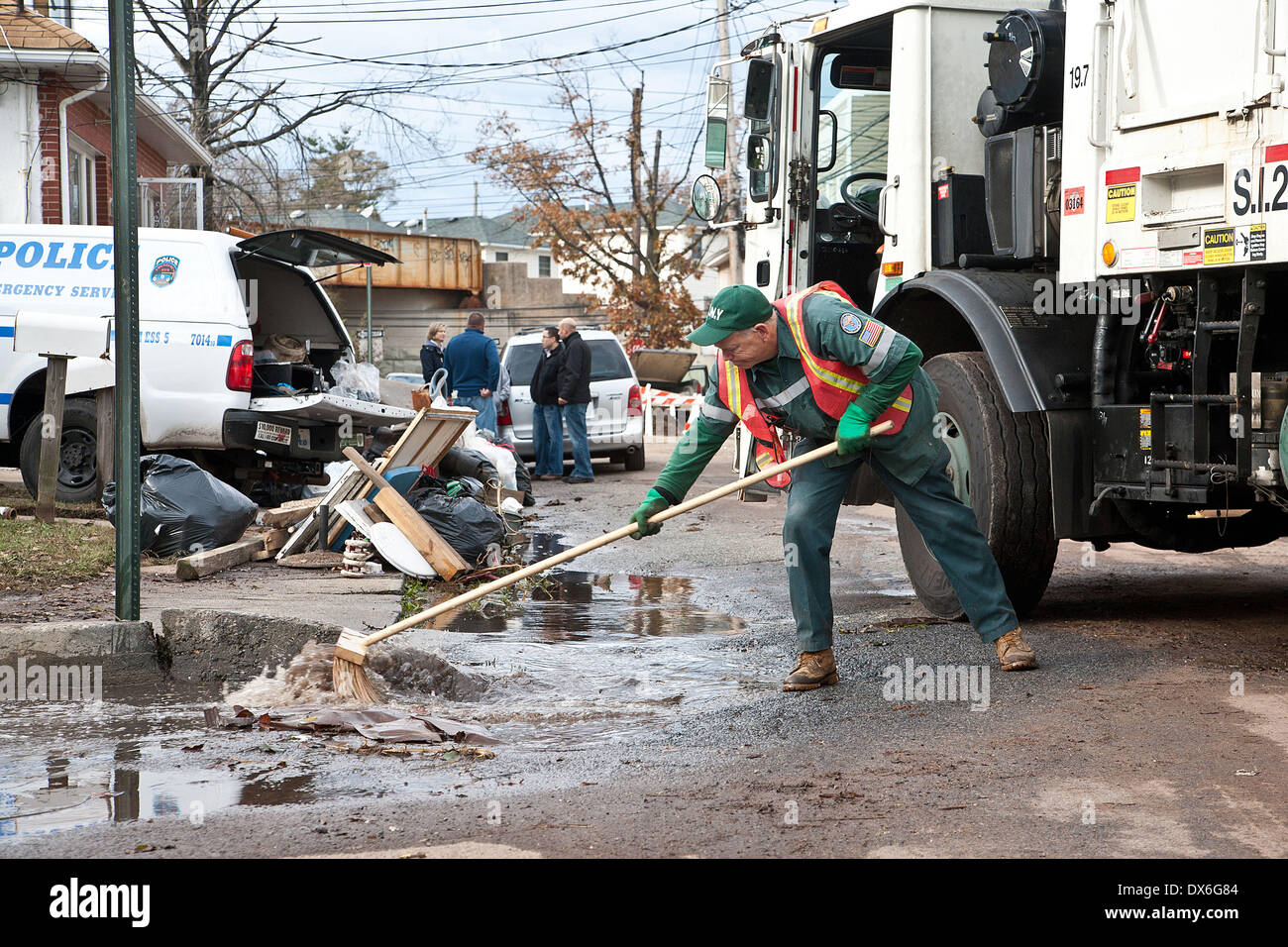 Streets and sanitation hi-res stock photography and images - Alamy