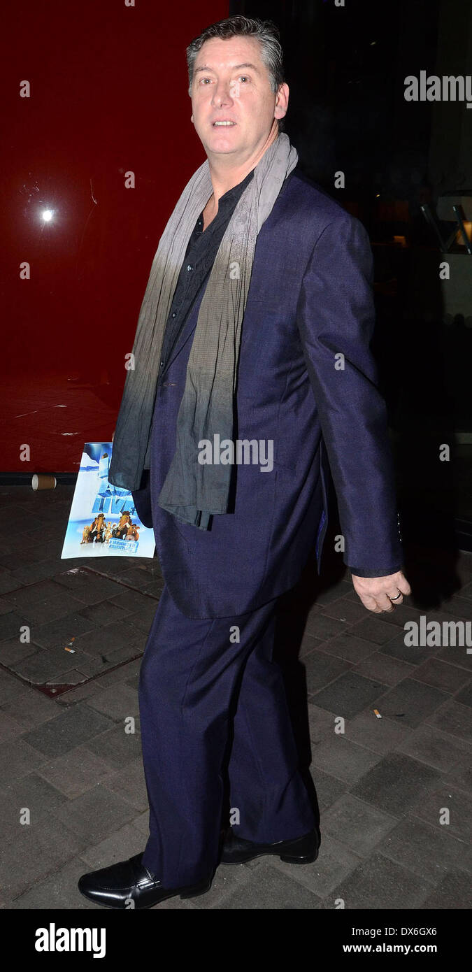 Robin Cousins World Premiere of 'Ice Age Live! A Mammoth Adventure' at ...