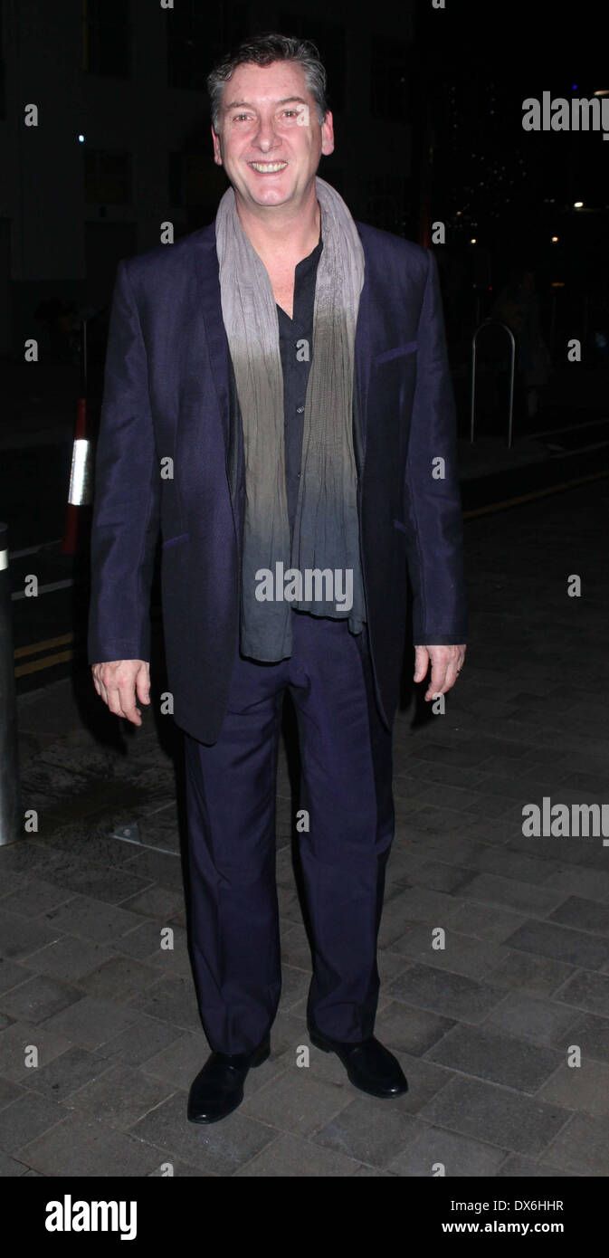 Robin Cousins World Premiere of 'Ice Age Live! A Mammoth Adventure' at ...