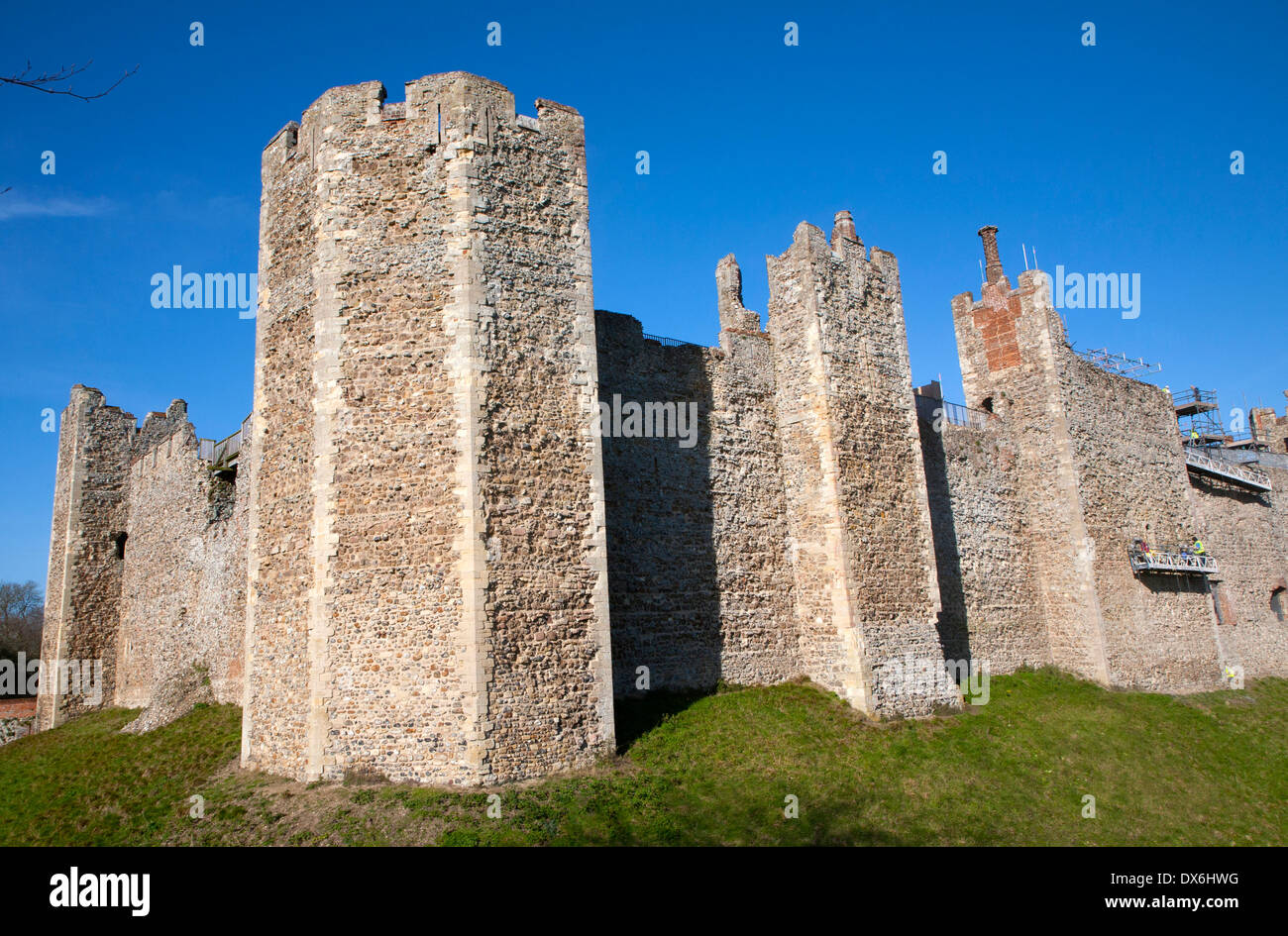 Curtain wall castle hi-res stock photography and images - Alamy