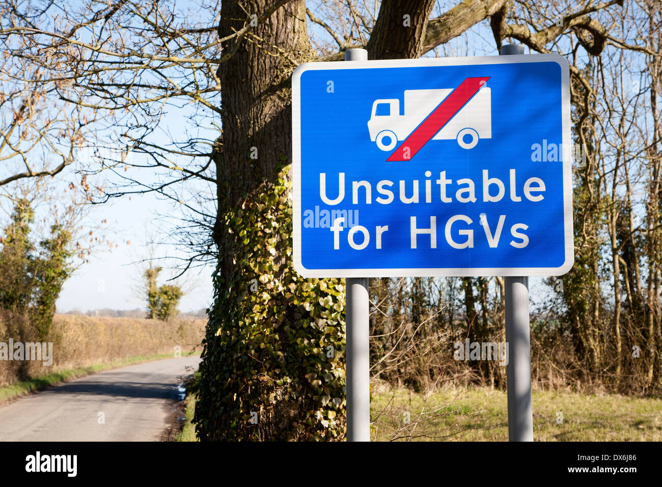 Heavy goods vehicles hi-res stock photography and images - Alamy