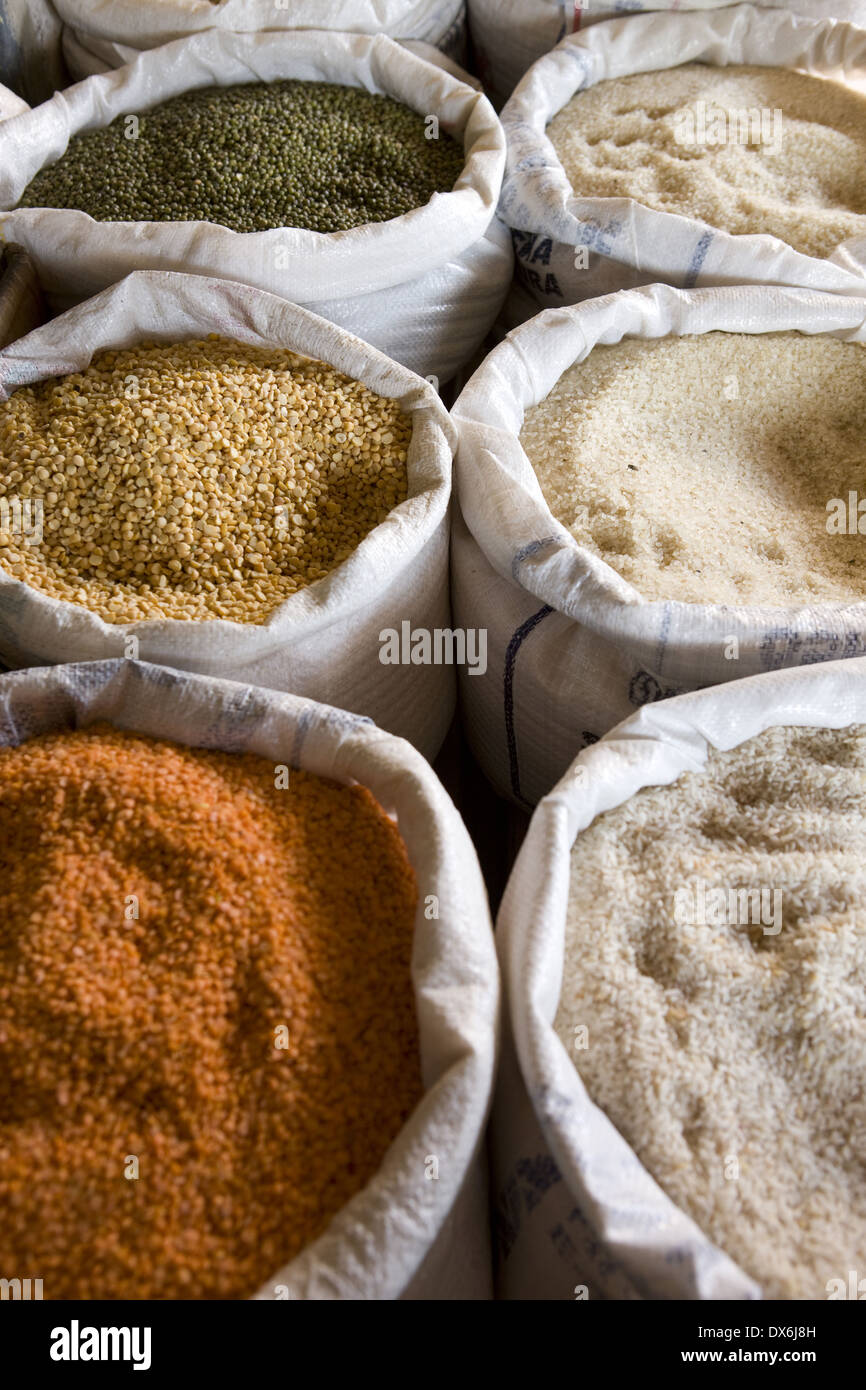 Sack rice in market hi-res stock photography and images - Alamy
