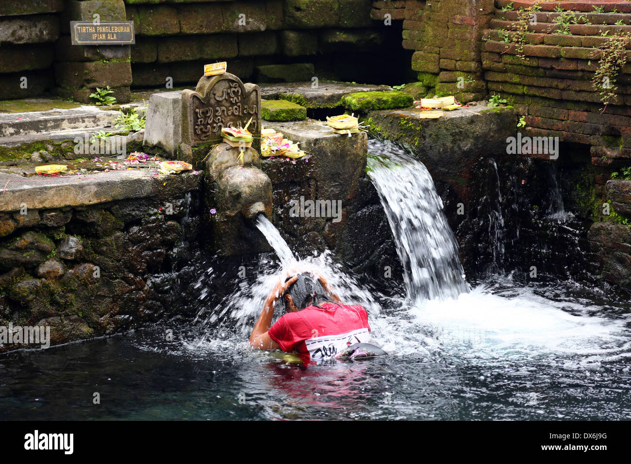 Holy Water Spring at Tirta Empul Temple, Tampak Siring, Bali, Indonesia ...