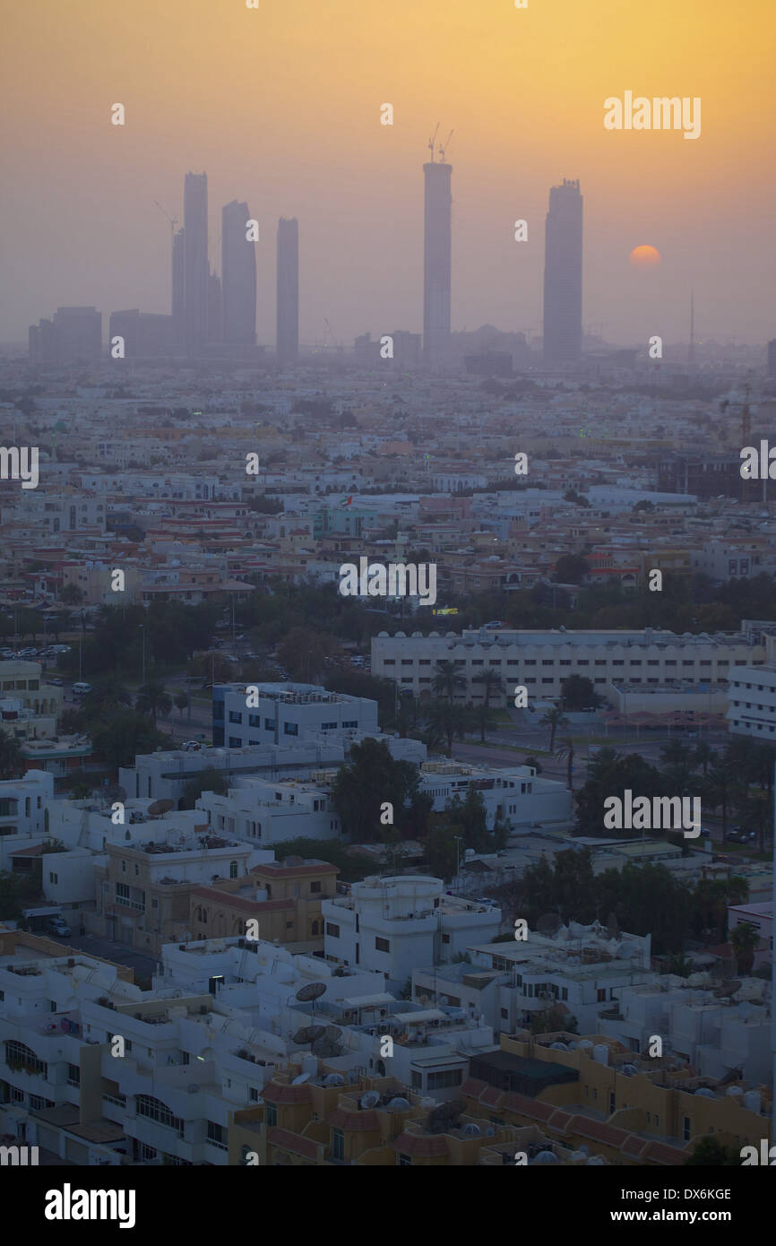 Middle East, UAE, Abu Dhabi, Sunset over City Skyline Stock Photo - Alamy