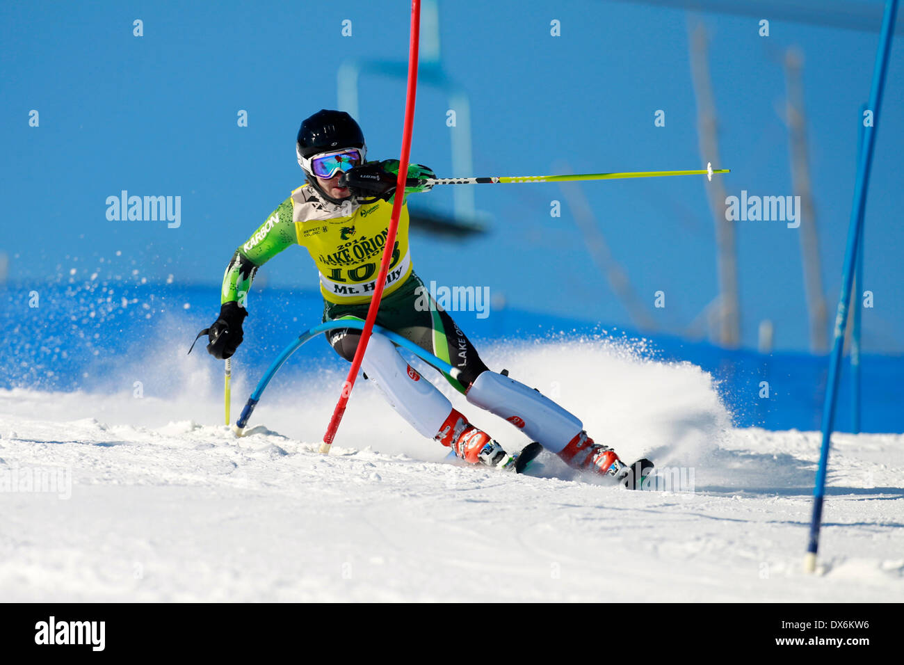 Approach to gate hi-res stock photography and images - Alamy