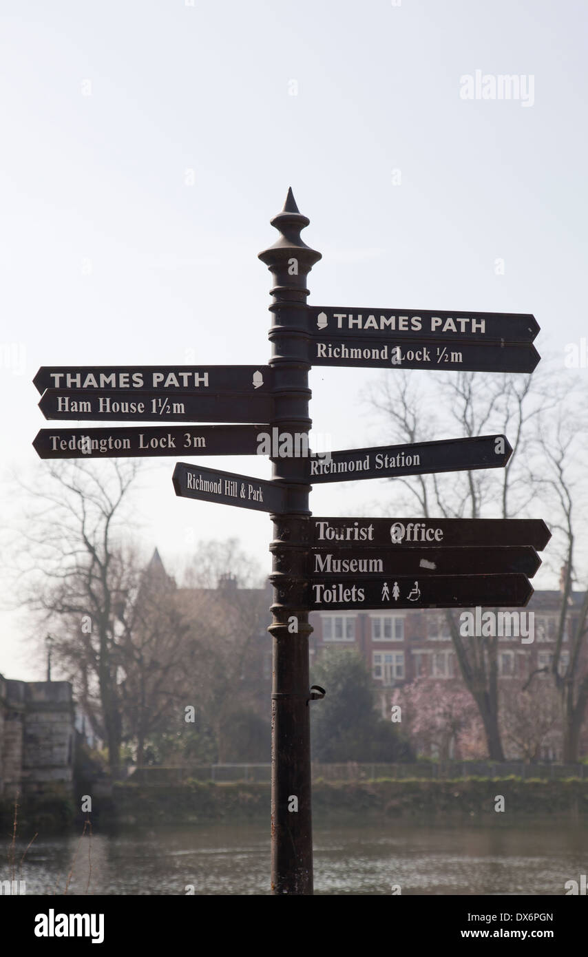 Thames Path Sign at Richmond Bridge in TW9 - London UK Stock Photo - Alamy