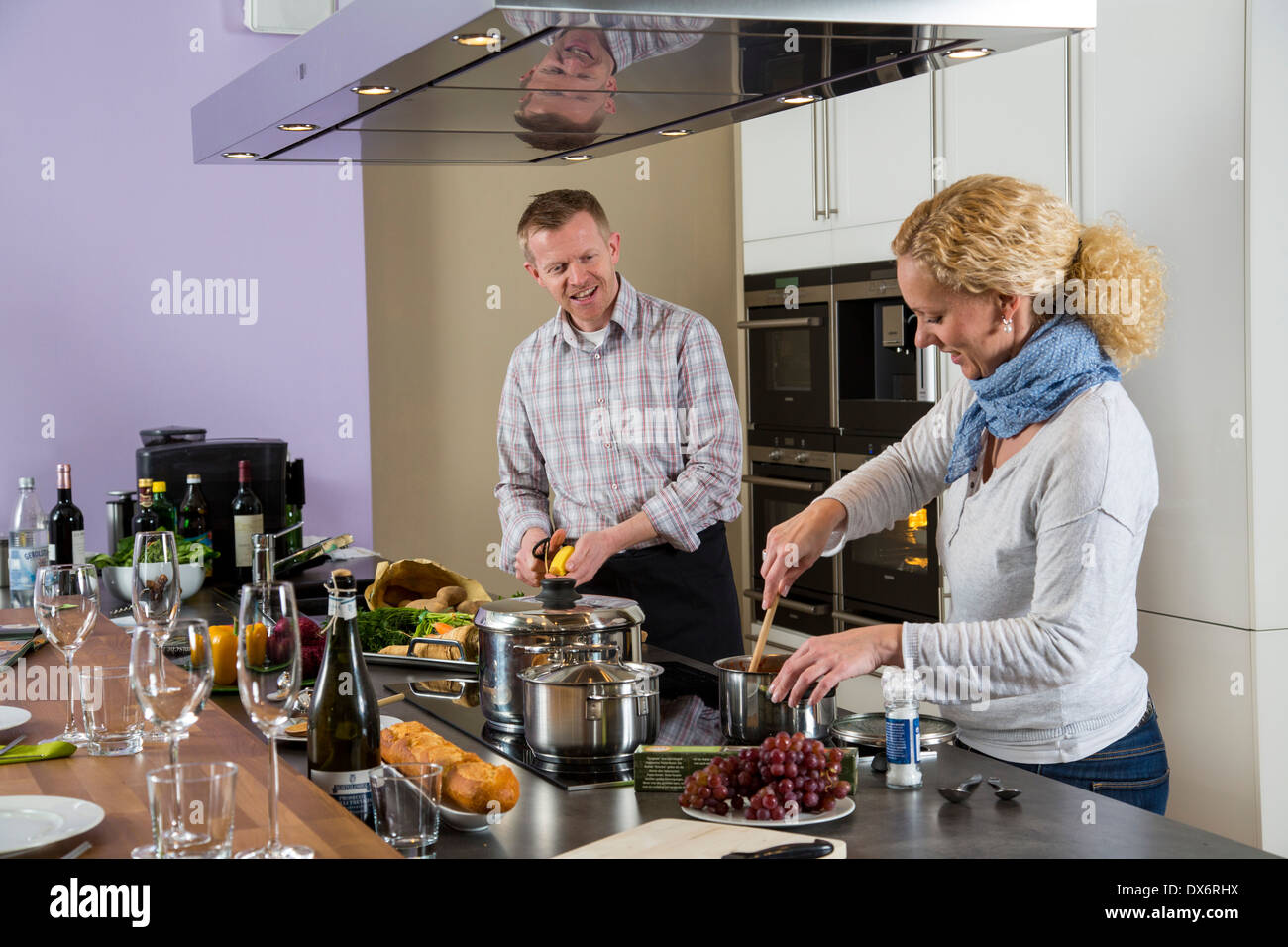 Cooking at home hi-res stock photography and images - Alamy