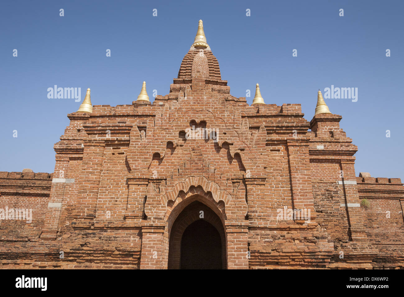 Pyathatgyi Temple, also known as Pyathadar Temple, near Minnanthu ...