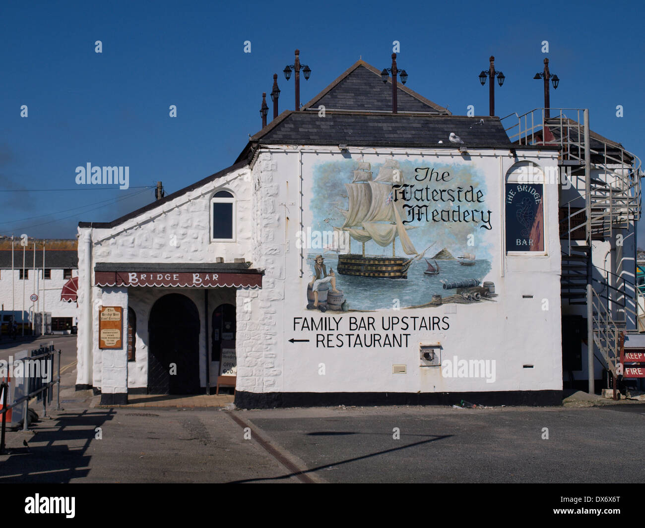 The waterside meadery hi-res stock photography and images - Alamy