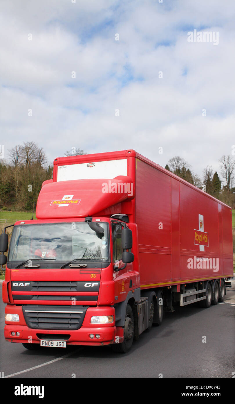 Royal mail truck hi-res stock photography and images - Alamy