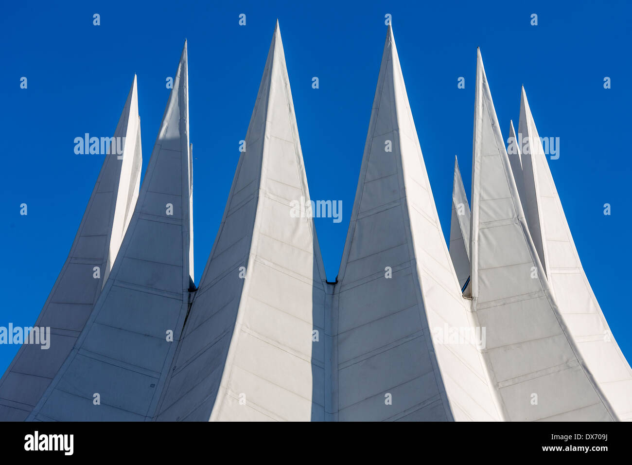 Spike roof structure hi-res stock photography and images - Alamy