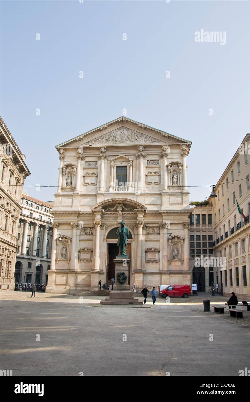 Italy, Milan, San Fedele church Stock Photo - Alamy