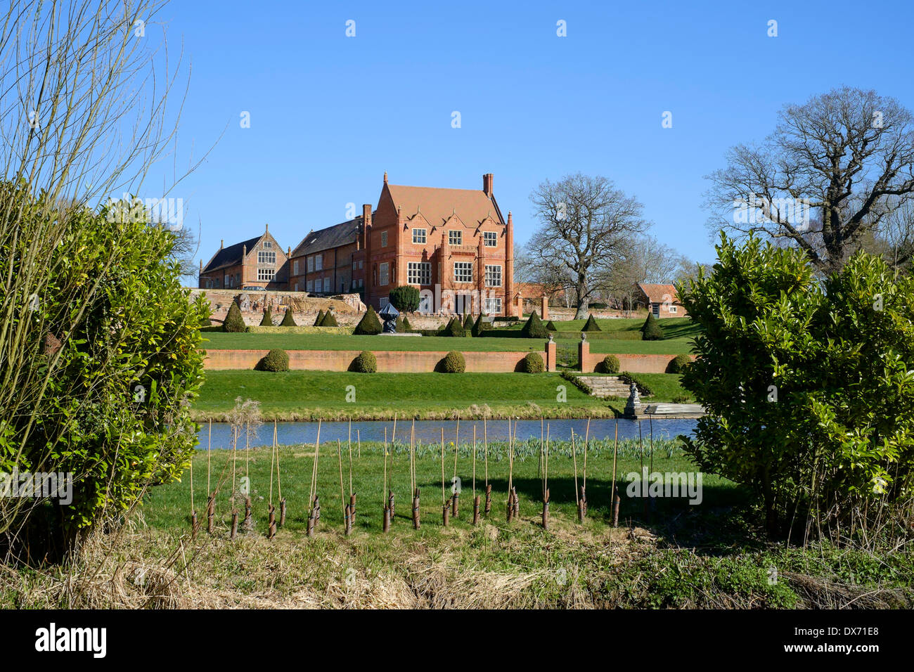 The River Bure flows gently past Oxnead House on it`s way to the ...