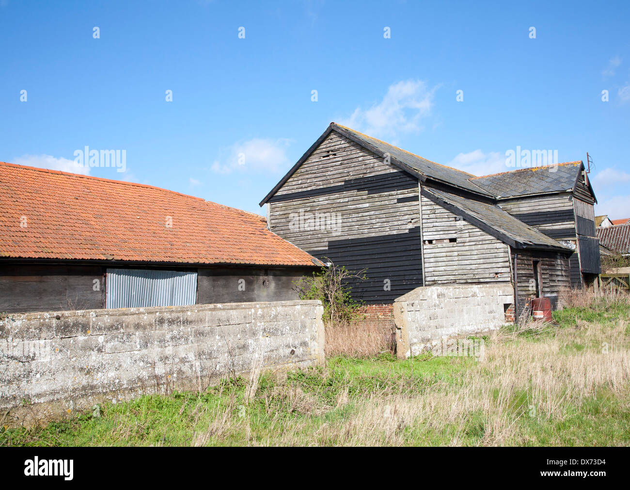 Old barns hi-res stock photography and images - Alamy