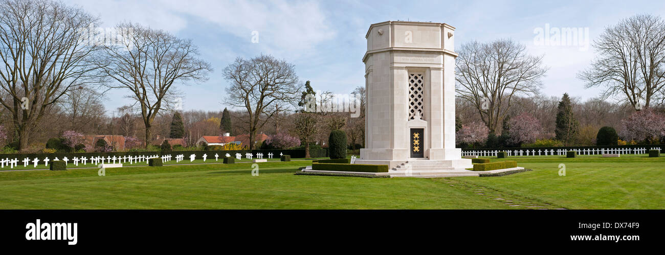 The WW1 Flanders Field American Cemetery and Memorial at Waregem, the ...