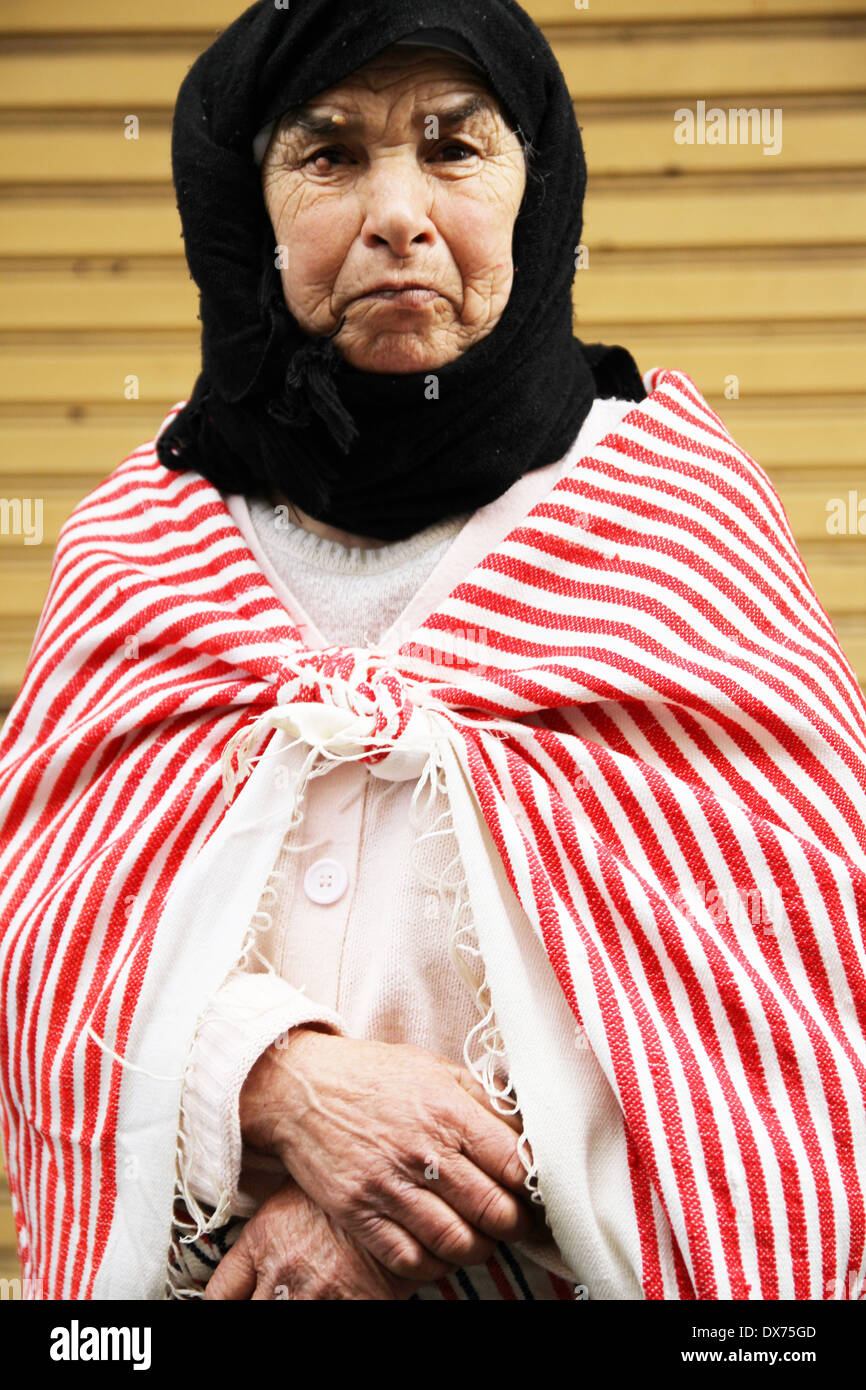 Africa morocco tangier berber women hi-res stock photography and images ...