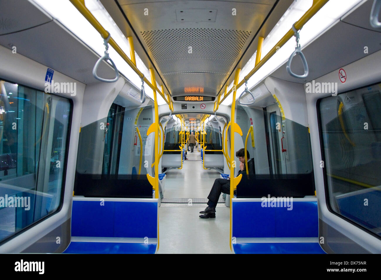 Line 5 of the milan underground hi-res stock photography and images - Alamy