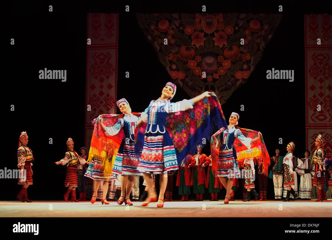 Lugansk, Ukraine. 18th January 2014. The Ukrainian National Folk Dance ...