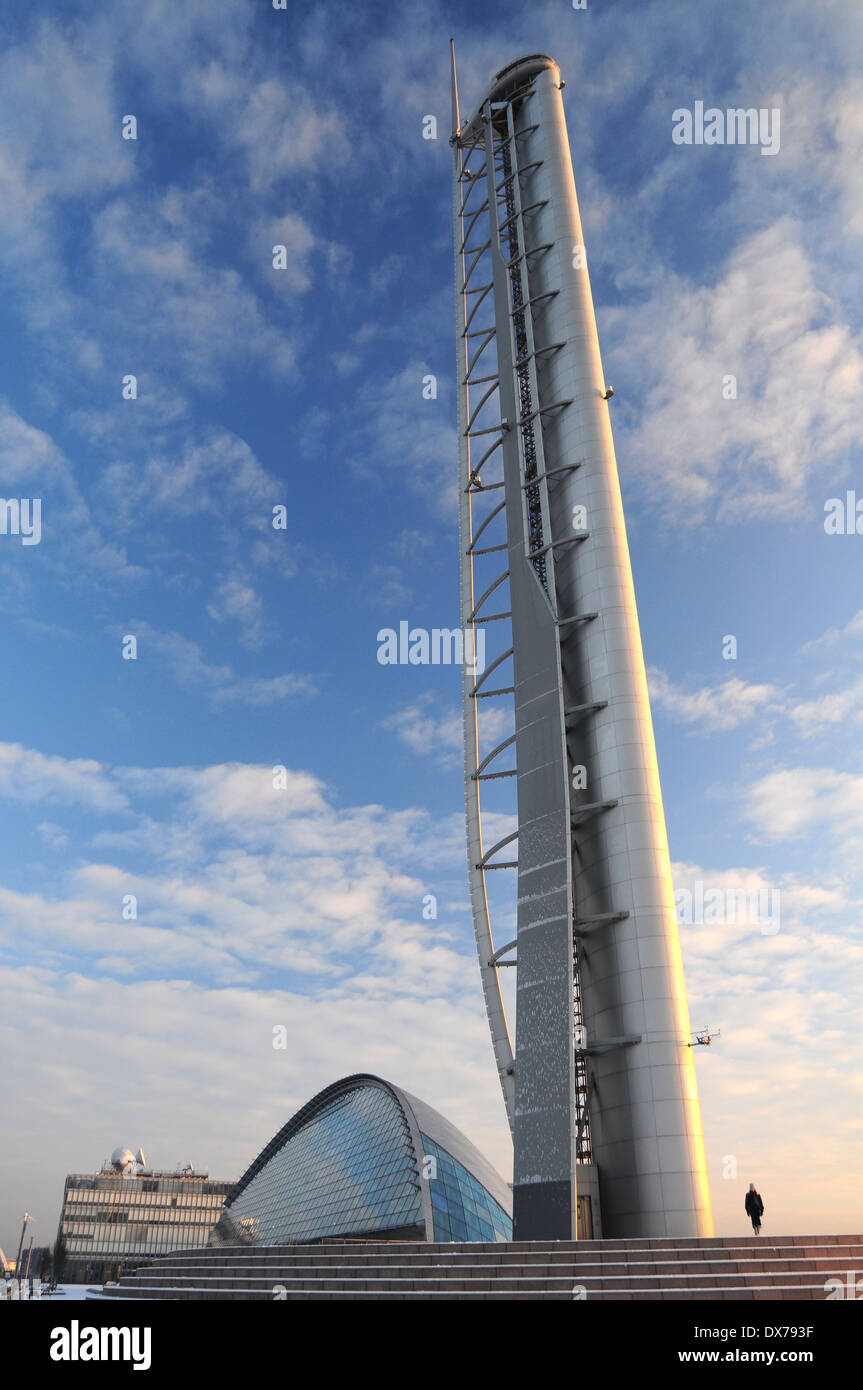 The Glasgow Tower at Glasgow Science Centre. 127metres - 417 feet Stock ...
