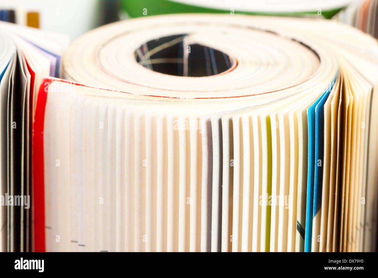 Stack magazines table hi-res stock photography and images - Alamy