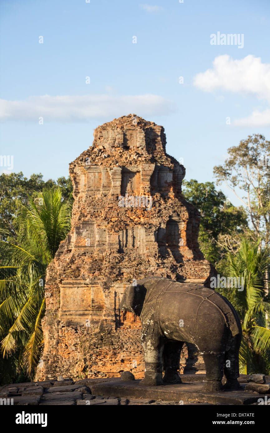 View from the top of the Bakong Temple, Roluos Complex, Cambodia Stock ...