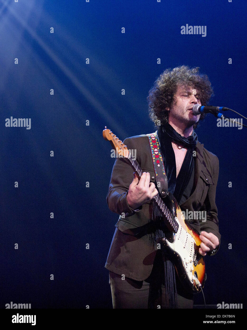 Doyle bramhall ii hi-res stock photography and images - Alamy