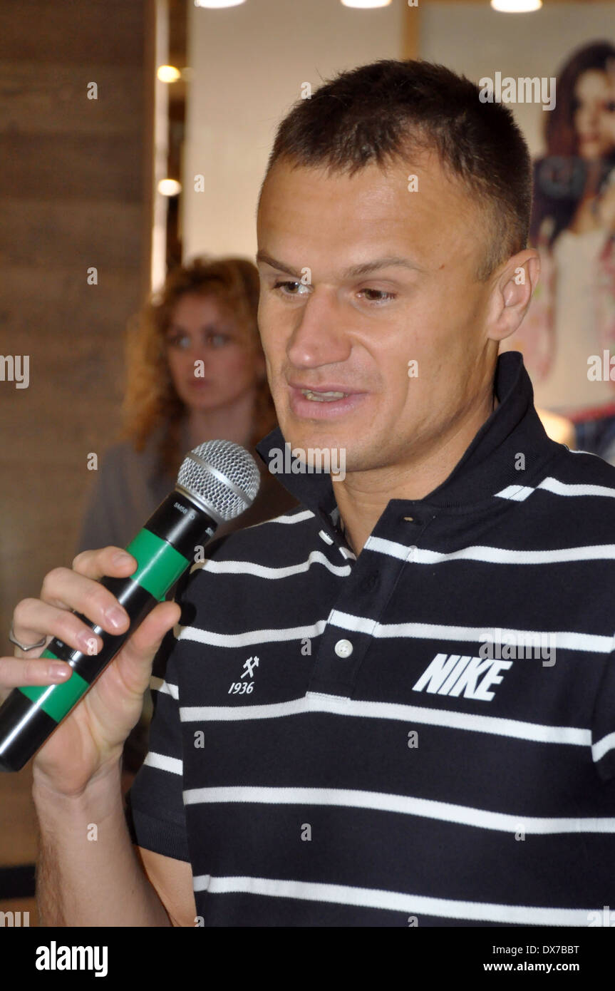Vyacheslav Shevchuk presented the latest issue of the official club ...
