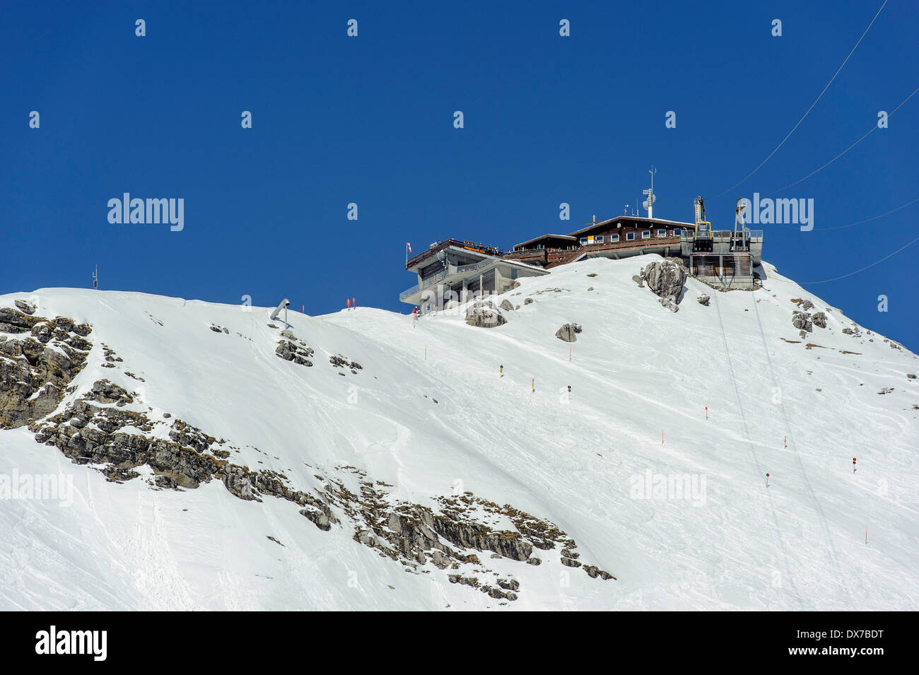 cable car onto top station of Mt.Nebelhorn near Oberstdorf, Allgäu ...