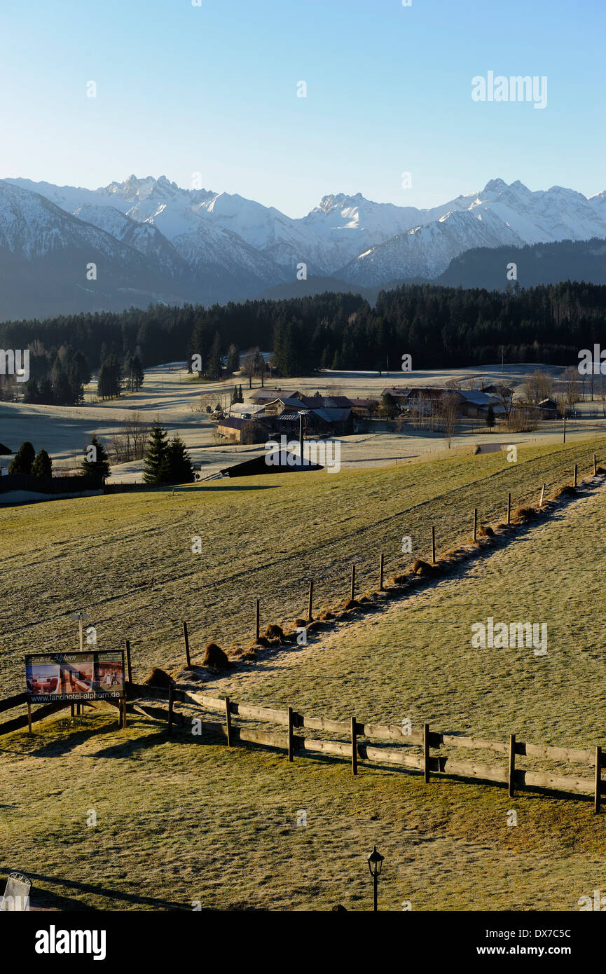 Pasture see mountains hi-res stock photography and images - Alamy