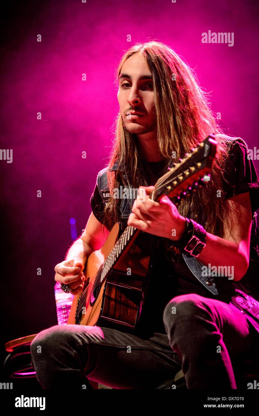 Black label society tour 2014 hi-res stock photography and images - Alamy