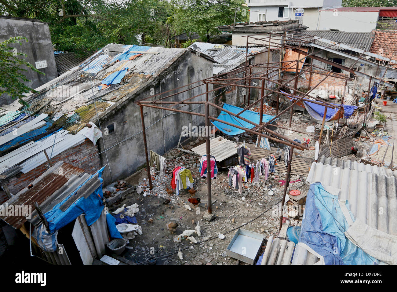 Southeast asia slum hi-res stock photography and images - Alamy