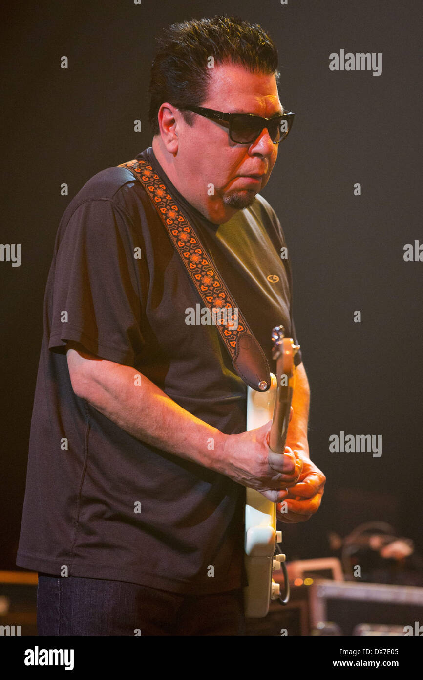 Milwaukee, Wisconsin, USA. 16th Mar, 2014. CESAR ROSAS of Los Lobos ...